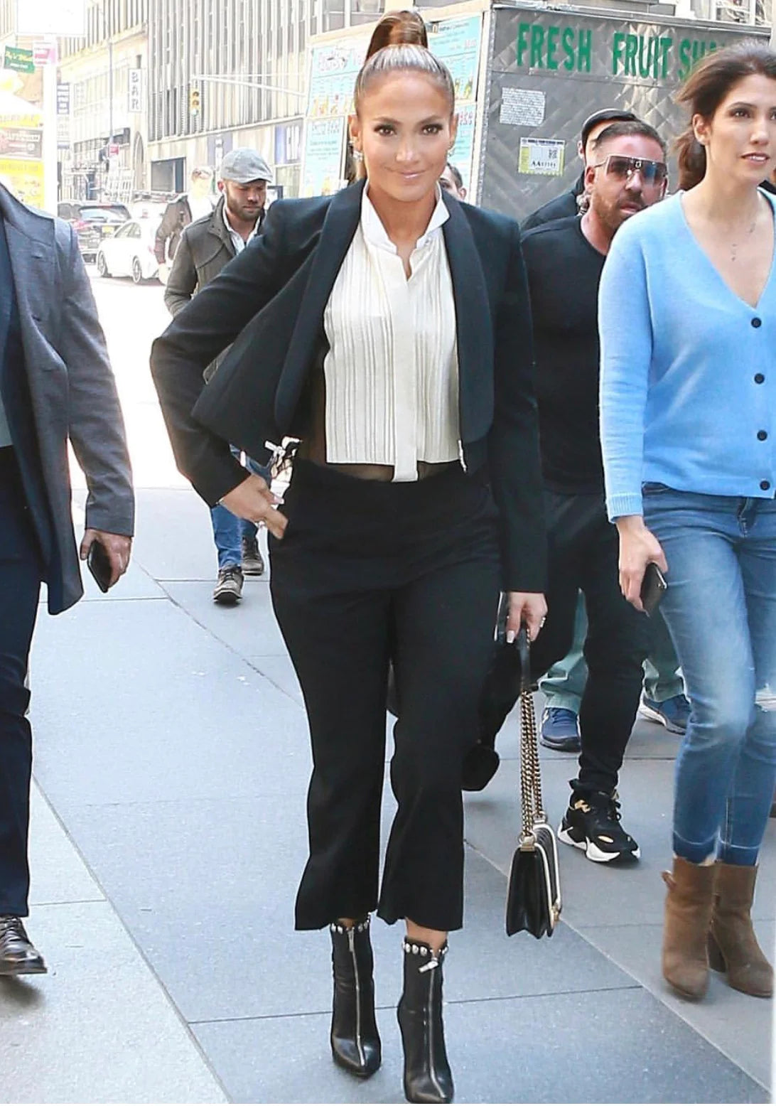 Jennifer Lopez in Zaria Booties – Monika Chiang